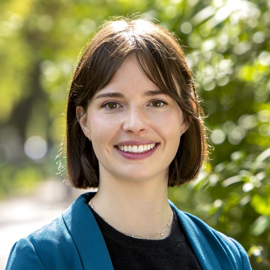 Larissa Bricis - Foundations 20